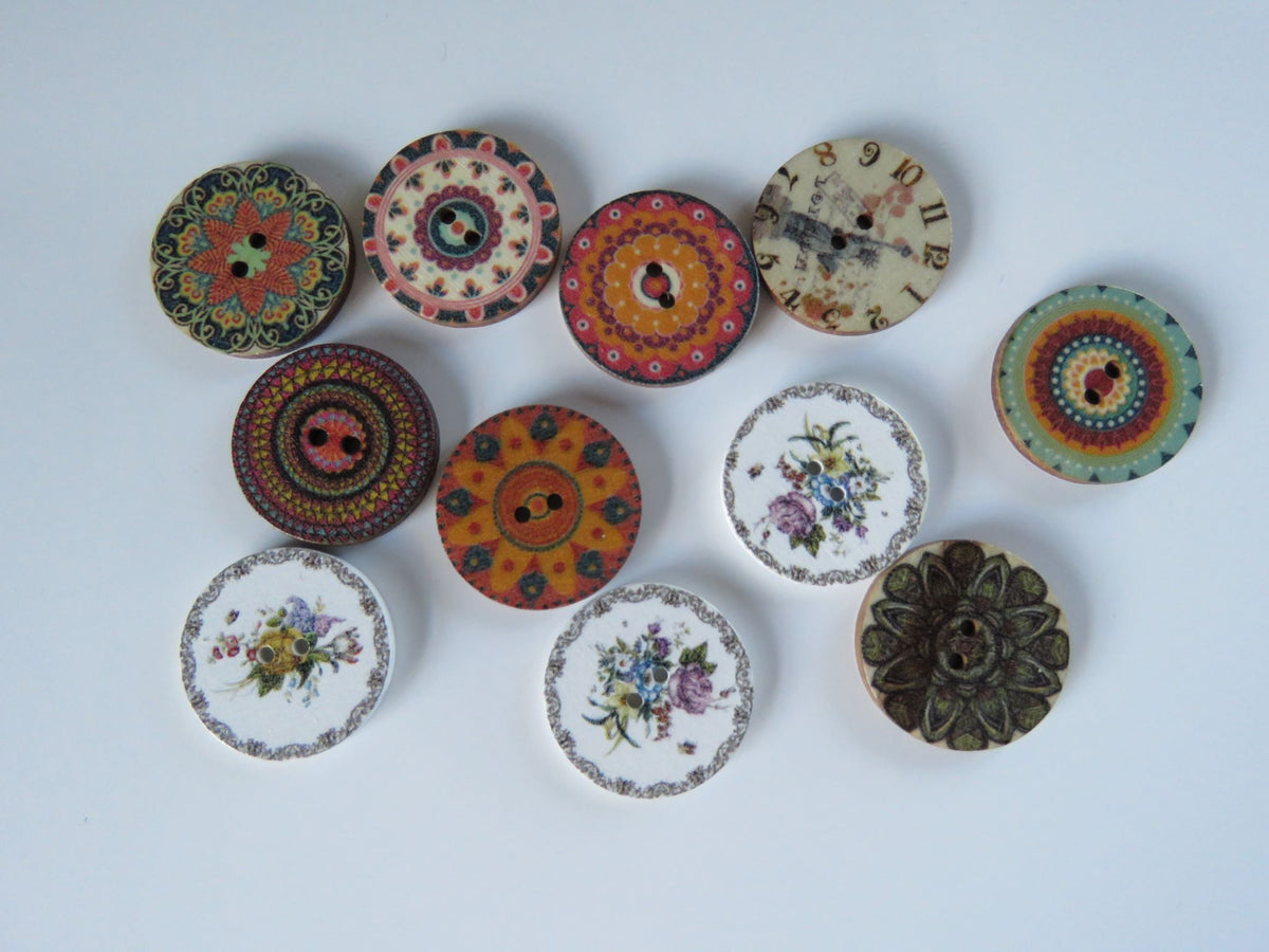 11 Mixed St of 25mm buttons as shown in photos -set of 11 – New Zealand ...